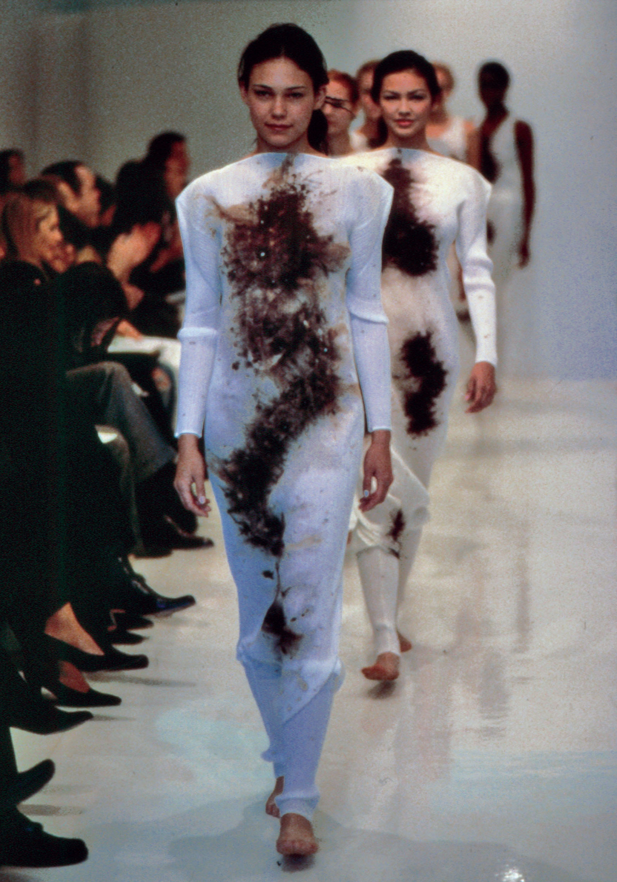 1998 Issey Miyake Artist Series Cai Guo Qiang Ensemble 1998 Issey Miyake Artist Series Cai Guo Qiang Ensemble